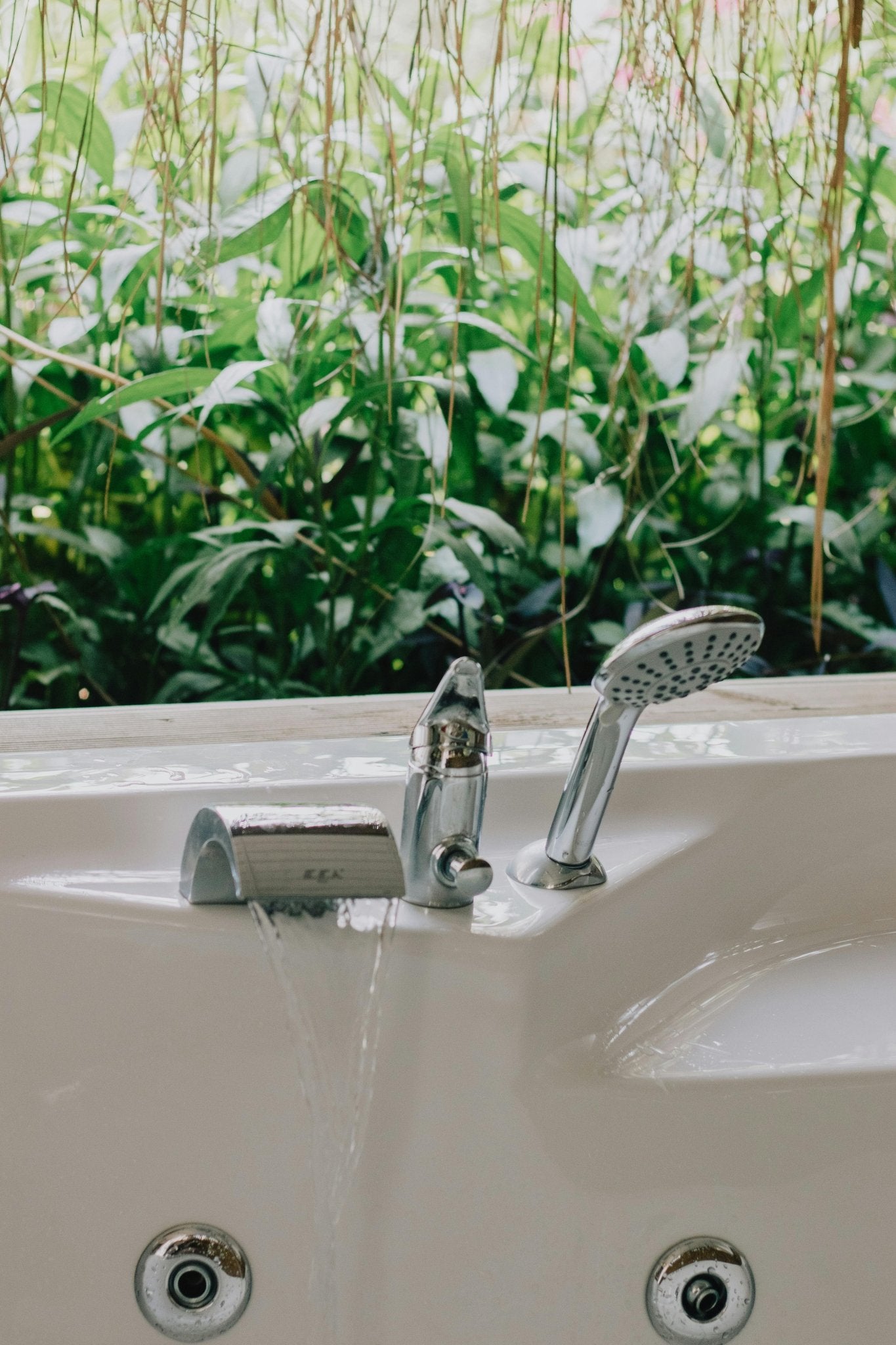 How to douche with a shower head – Showery
